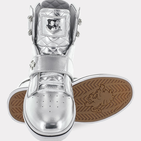 Vlado Footwear | Shoes | Vlado Atlas Metallic | Poshmark